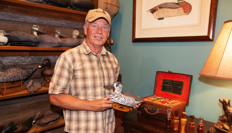 The decoy man - Outback Magazine : R.M. Williams