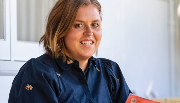 Looking for Cowboy Roy's hat - Outback Magazine : R.M. Williams